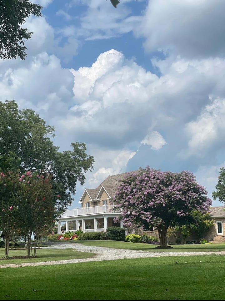 Cams Lakeside Vacation Home - Mississippi