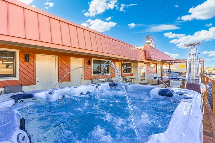 Highlander Motel | Room 8 Near Route 66 - Williams, AZ