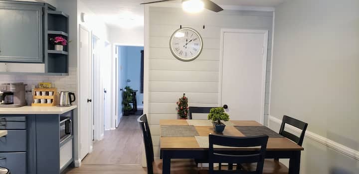 Marina Village By The Port Condo - Port Hueneme, CA