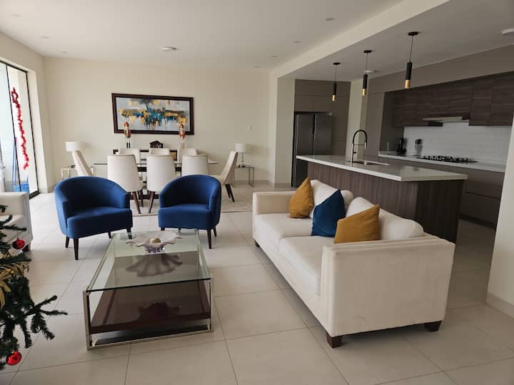 Hermosa Casa De Estreno En Pimentel - Chiclayo