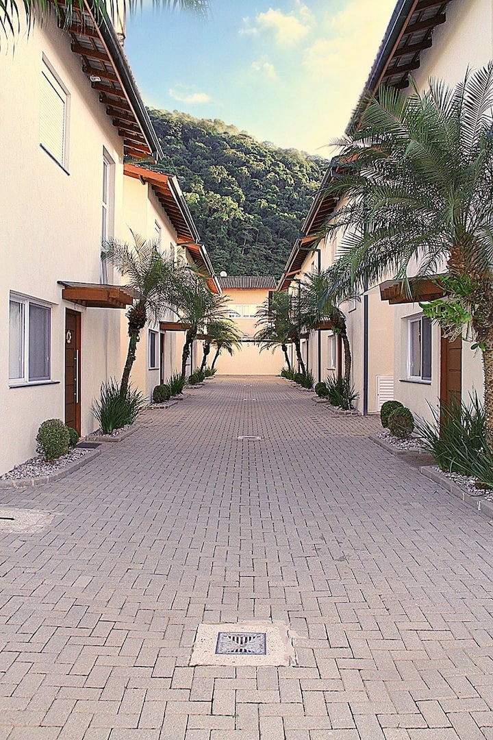 Casa Em Condominio Com Piscina Privativa - São Sebastião