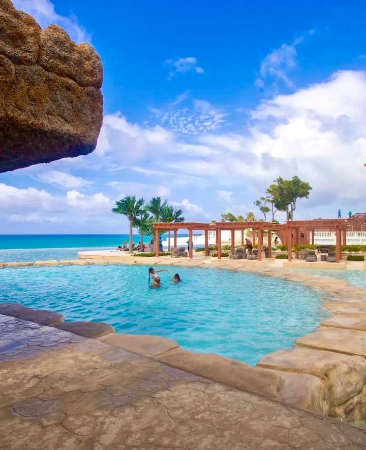 5 Bd Villa With Rooftop In Sosua Ocean Village - Sosúa