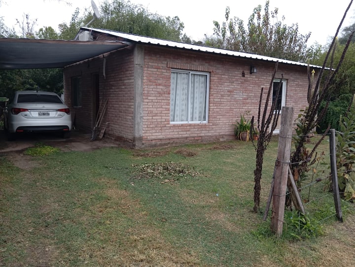 Casa Amplia Y Segura En Villa De Las Rosas. - Villa Dolores