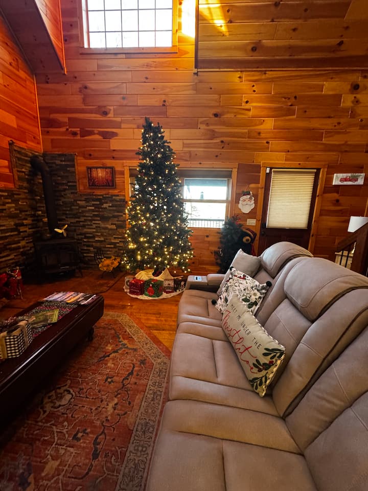 Tracey's Hideaway Gem W/ Views - Franklin, NC