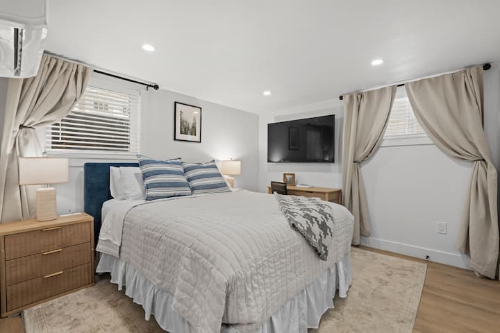 Sugarhouse Suite - Remodeled W/ Off Street Parking - Salt Lake City