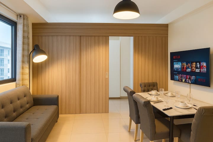 Smdc Shore 2 | Cozy Staycation Near Moa - Manila