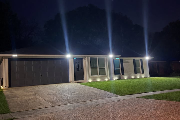 4 Bedroom 3.5 Baths Near Lsu & I-12 - Baton Rouge, LA