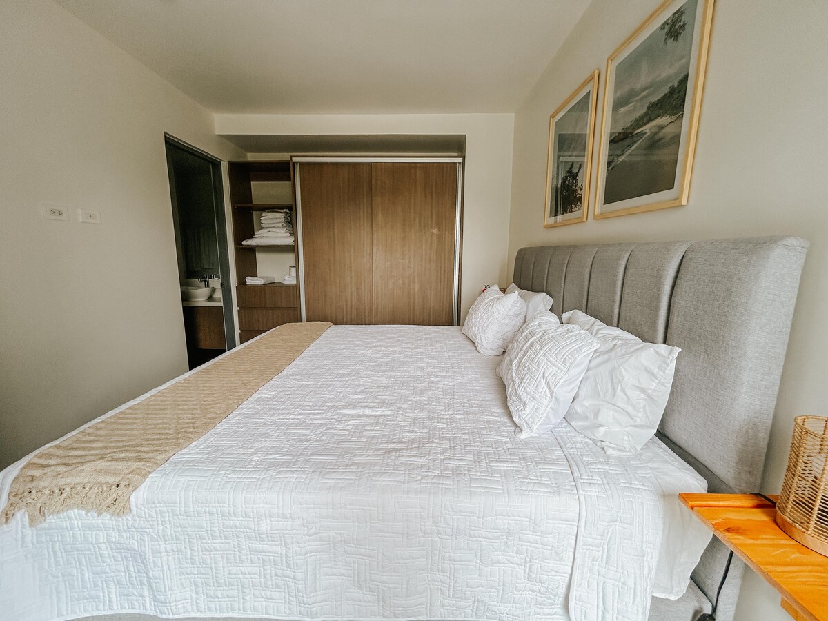 Condominio SJO-AirportAC 24/7 Seguridad Estacionamiento - Conjuntos ...