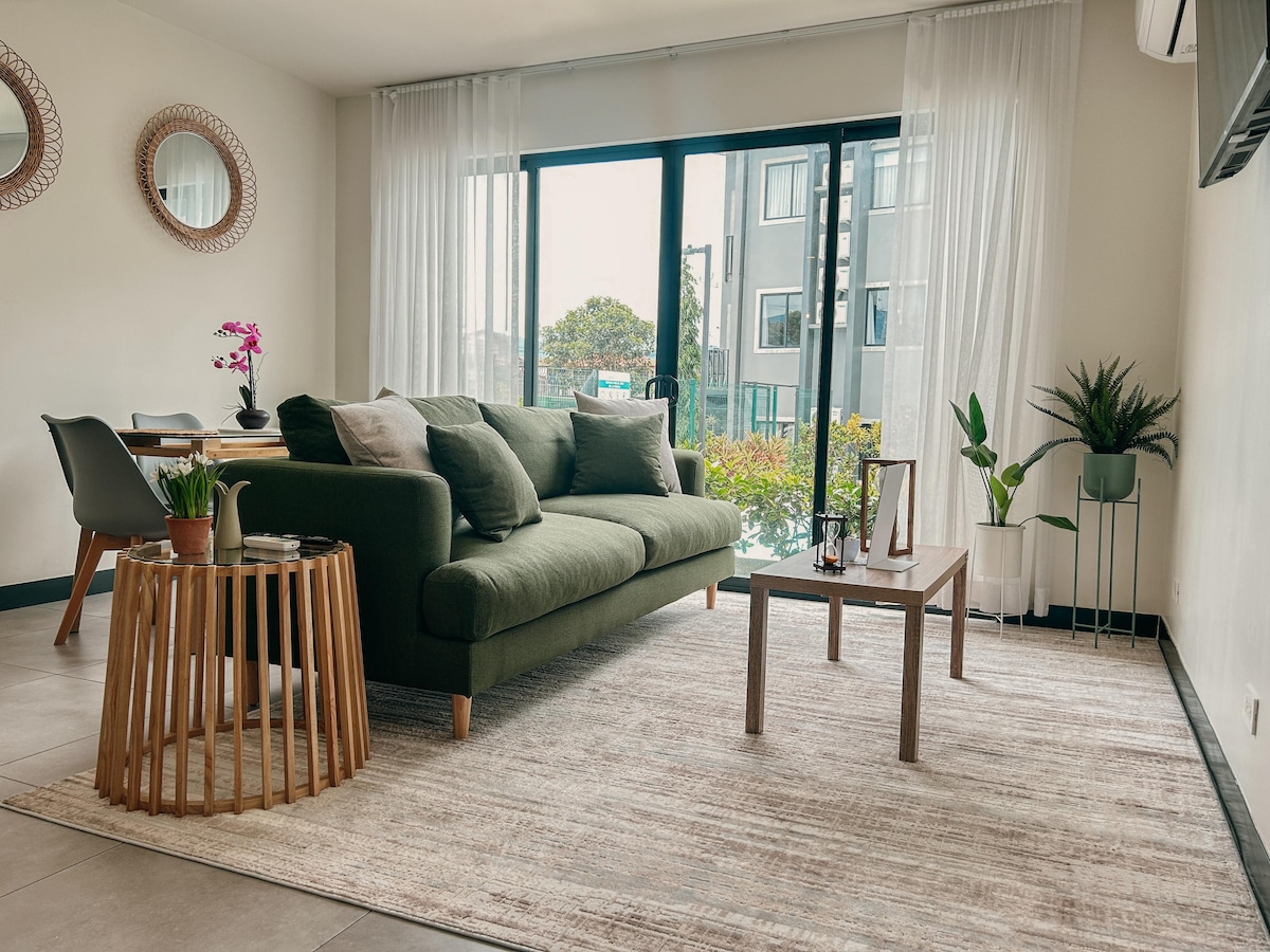 Condominio SJO-AirportAC 24/7 Seguridad Estacionamiento - Conjuntos ...