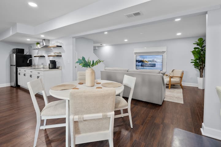 Elegant Private Basement Suite • 9 Min To Metro - Gaithersburg, MD