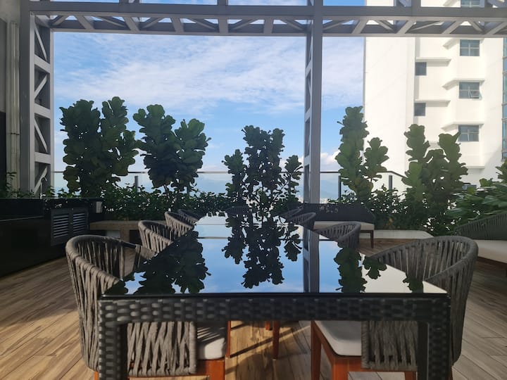 The Mini Comfy Studio | Infinity Pool | Monorail - Malaysia