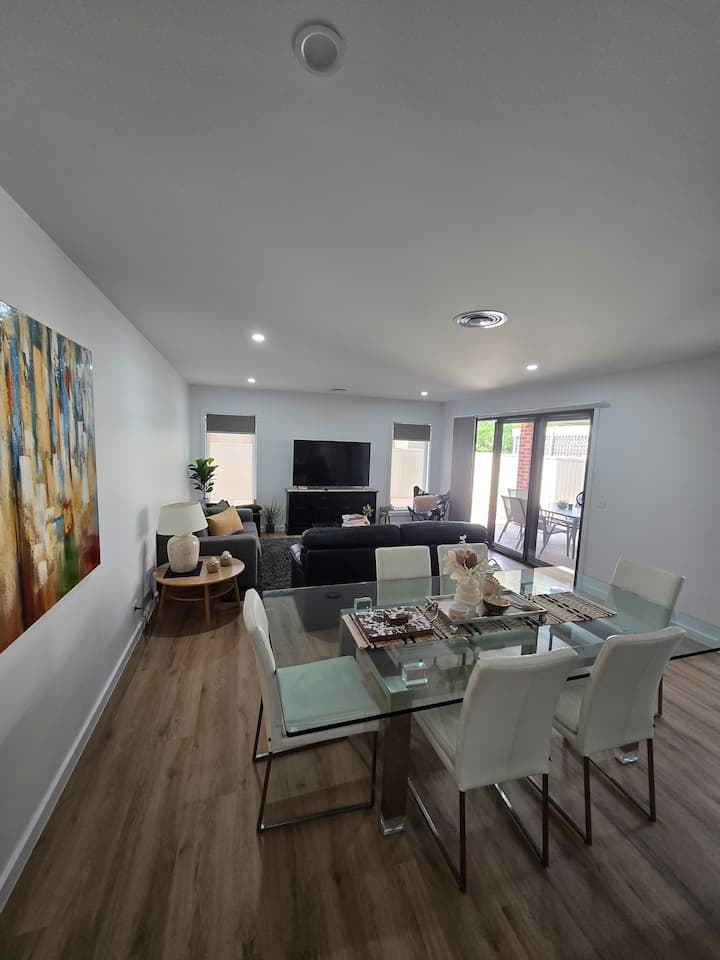 Stunning 3br 2bath Townhouse Near Hospital/sports - 大謝珀頓