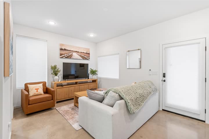 Tranquil Knox Townhome - Easy Access To Downtown - Knoxville, TN