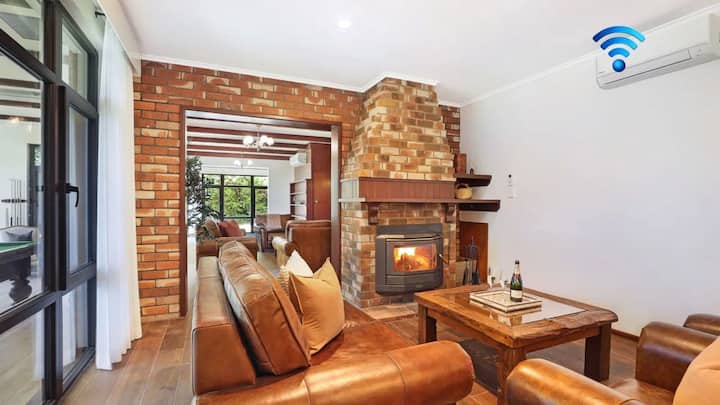 Goolara – Moonlight-inspired Country Retreat - Robertson, Australia