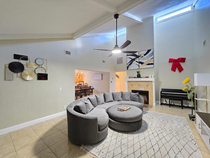 Welcoming Get-together House In Casselberry - Altamonte Springs, FL