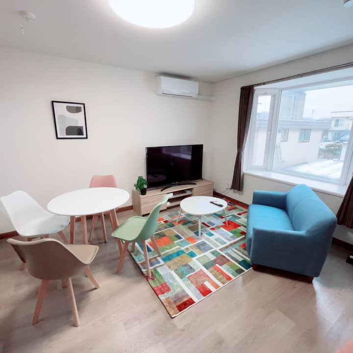 出張・ビジネスにも旅行にも最適！駐車場無料、新千歳空港激近のファミリールーム、最大6名宿泊可能 - Chitose