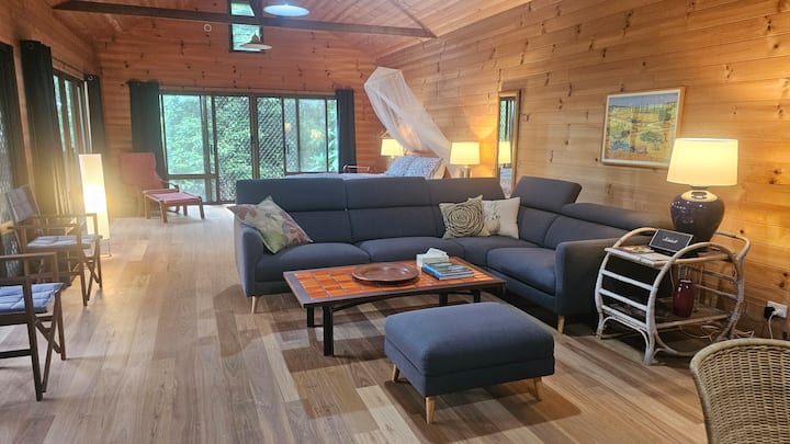 The Hideaway, A Spacious Rural Retreat For Two - Lismore