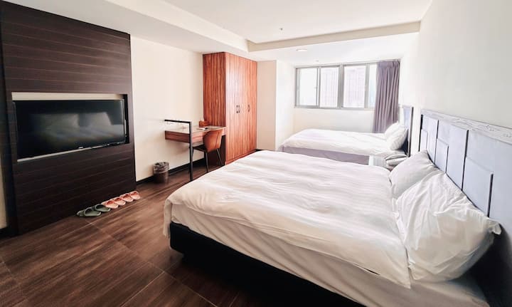 Greeninn/鄰近台北橋捷運站及三合夜市的12樓舒適四人房 - 板橋區