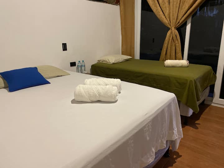 Habitación Con Aire Acondicionado