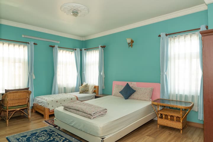 Family-friendly Private Room Near Boudhanath - China