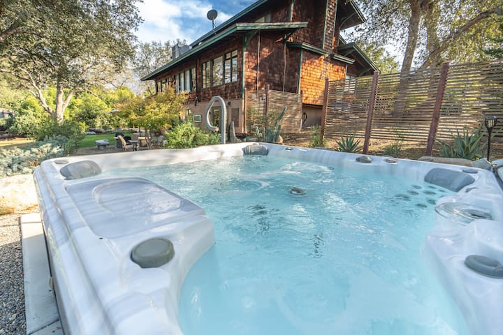 Peaceful Sequoia Retreat | Hot Tub + Fire Pit - Sequoia National Park