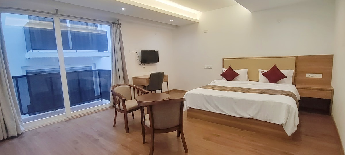 Spring Valley Enclave - Family Room - Hotels for Rent in Kodaikanal ...