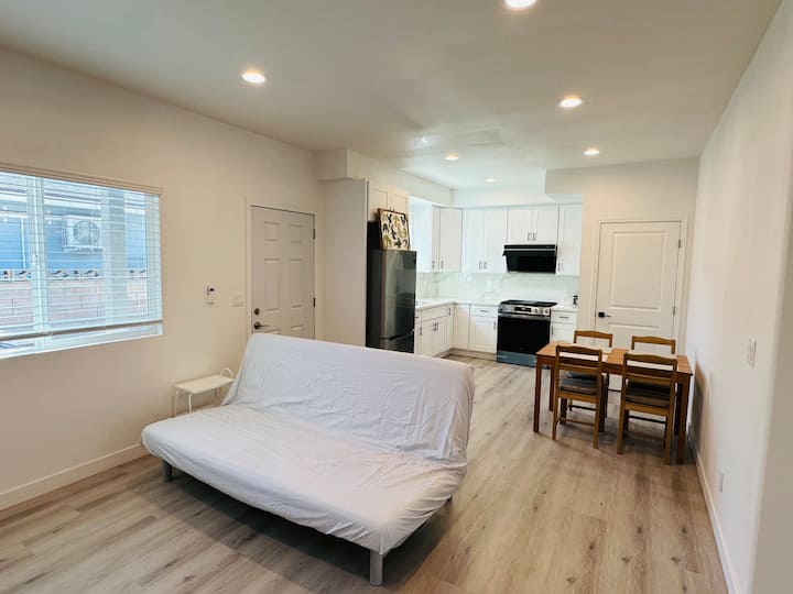 New Scandinavian 2b2b Retreat • Room Courtyards - Diamond Bar, CA