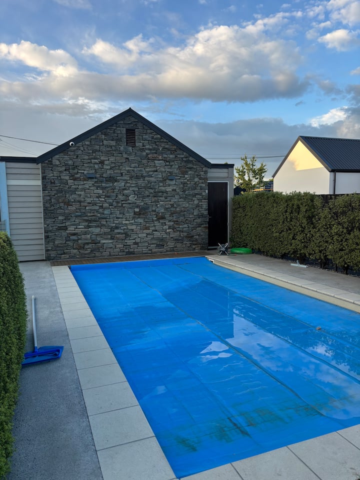 Rest On Weston - Christchurch