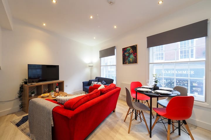 Prime City-centre Stay On Historic Sadler Gate - Derby