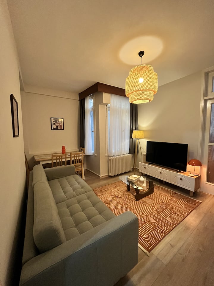 Kadıköy’ün Kalbinde Modern 2+1 Daire - Istanbul