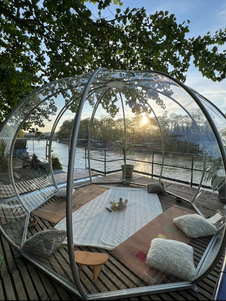 Maison Bateau En Pleine Forêt • Un Rêve Insolite - Île-de-France