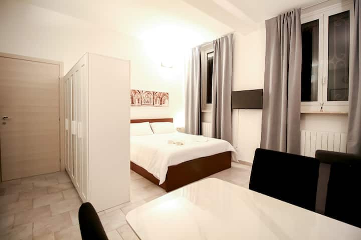 Modern Stay In Busto Arsizio [1.7km Station] - Gallarate