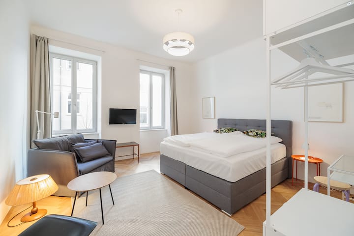 Modern, Quiet, And Centrally Located Flat - Vienna