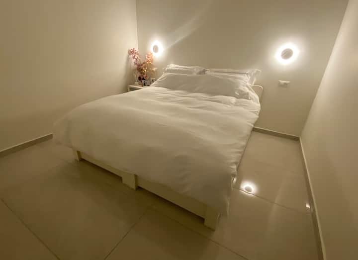 דירה חמודה ומשופצת להשכרה לזוג וילד במרכז ירושלים - Jérusalem