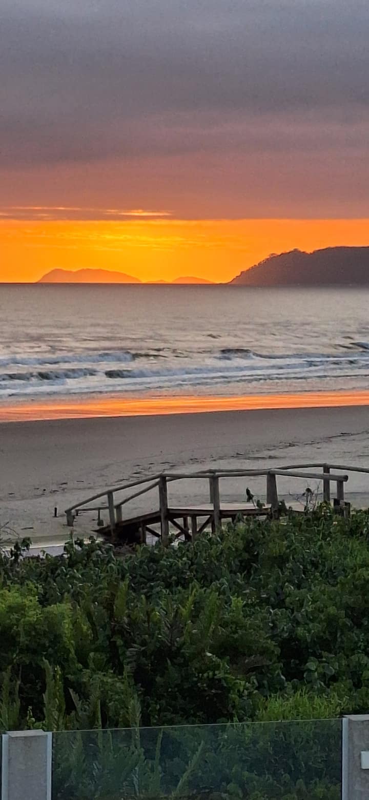 Pé Na Areia Itapoá - Itapoá