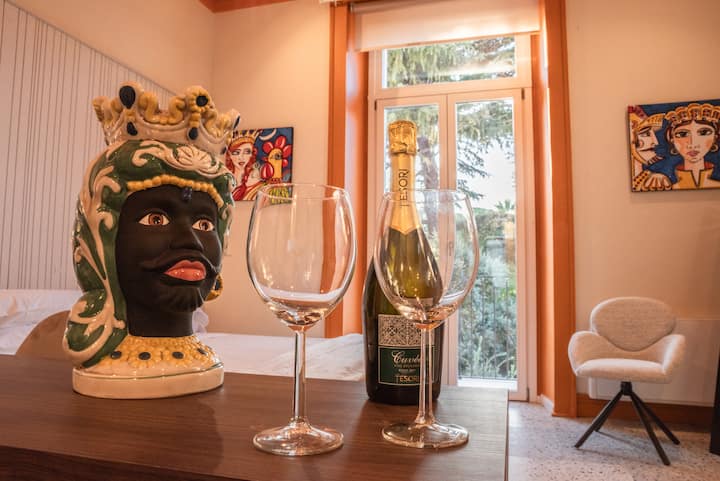 Des Bains Acireale
Camera Prestige "Proserpina" - Acireale