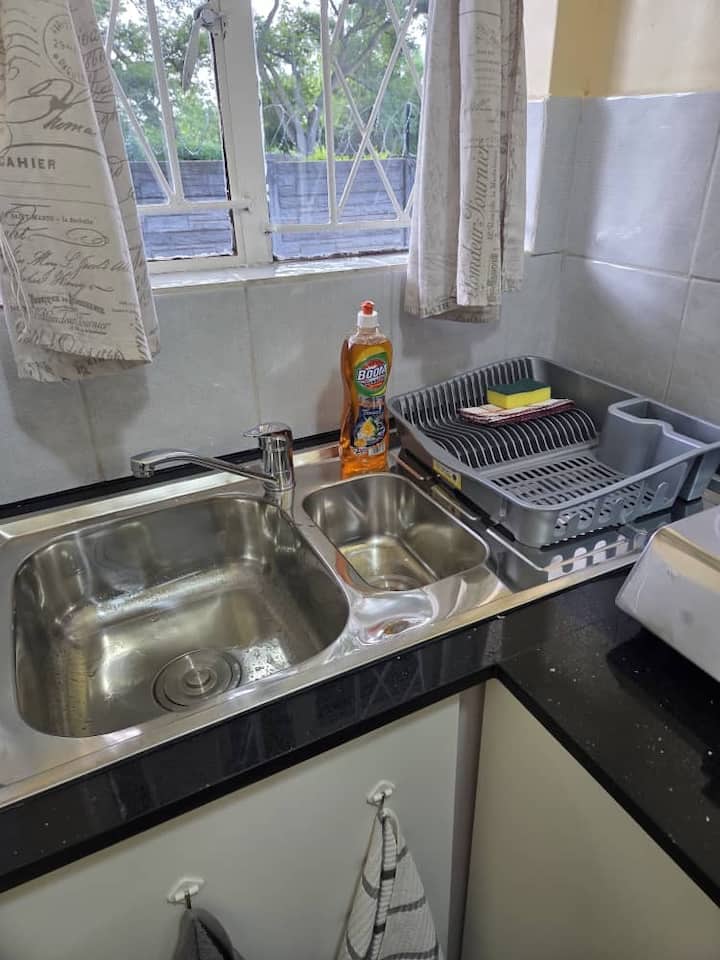 Unendoro Guest Cottage - Zimbabwe