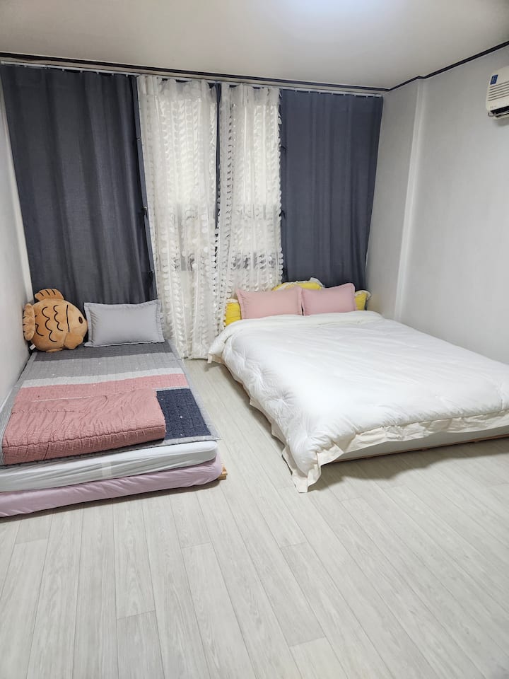 써니하우스#환호여중앞#바다도보5분~최대6인#환호공원#라메르웨딩홀도보3분 - Pohang-si