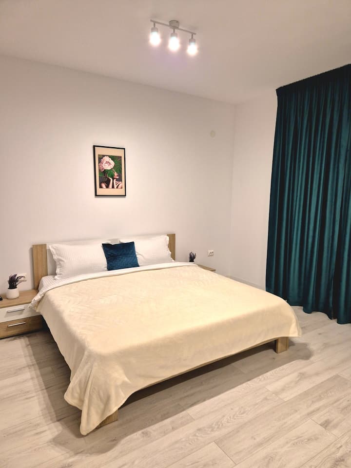 Av Urban Retreat 2 - Ploiești