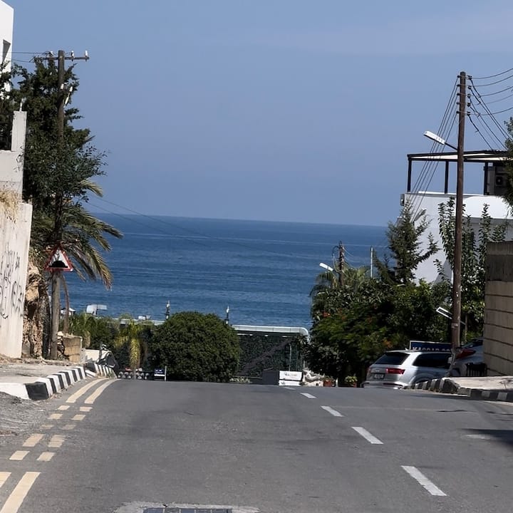 Deniz Manzaralı Aydınlık Daire - Girne