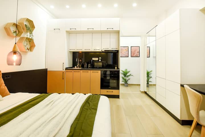 Home Away From Home | Chic Studio By Cismigiu - Bukarest