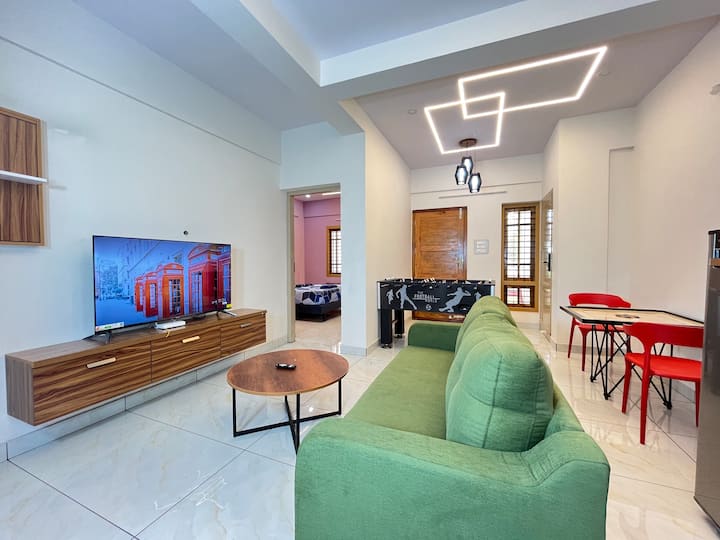 Var: Jade Haus- Ac 6bhk, 8 Min Walk Beach Foosball - Varkala