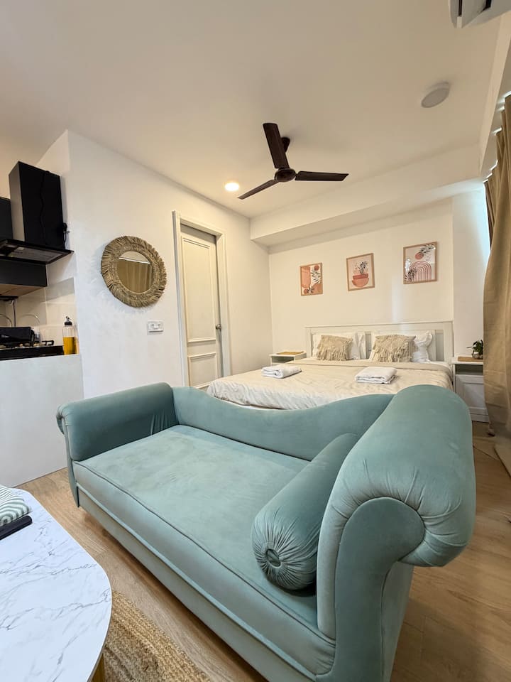 Livora : The Boho Loft - 푸네