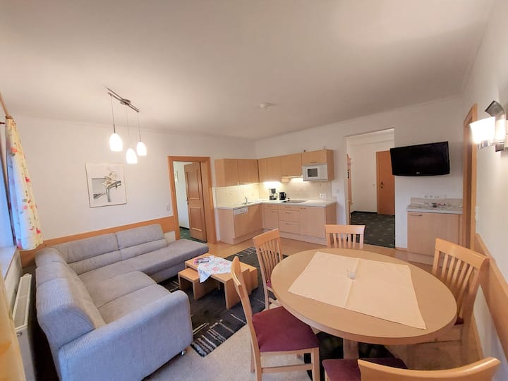 Großes Familienappartement Mit Bergblick - Ehrwald