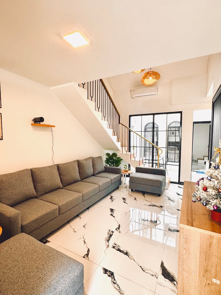 4br, Villa Keluarga Dekat Taman Budaya - Bogor