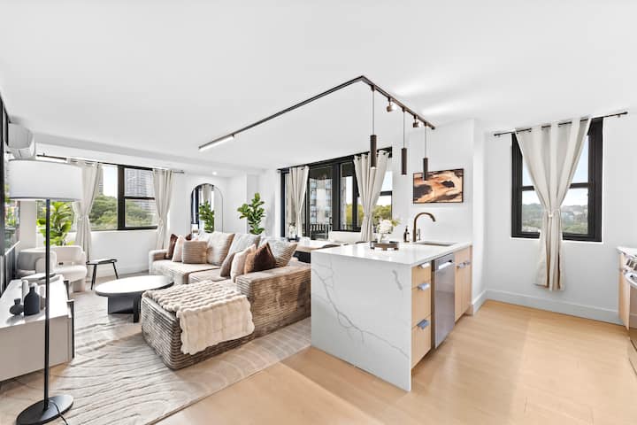 Luxury Oasis | Near Nyc | Met Life | Sleeps 12 - New Jersey