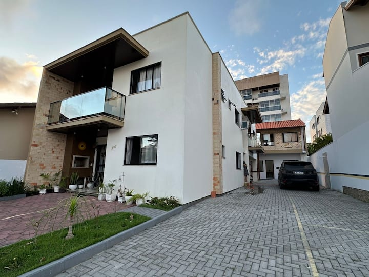 Res. Vila Florata –Vila Nova/cond. João Rimsa 103 - Imbituba