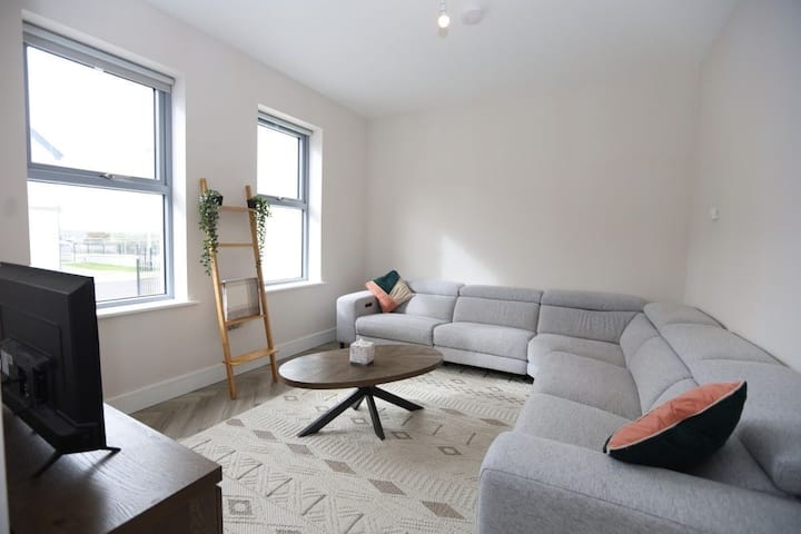Stylish 2-bedroom In Kinsale | Quiet & Convenient - Kinsale