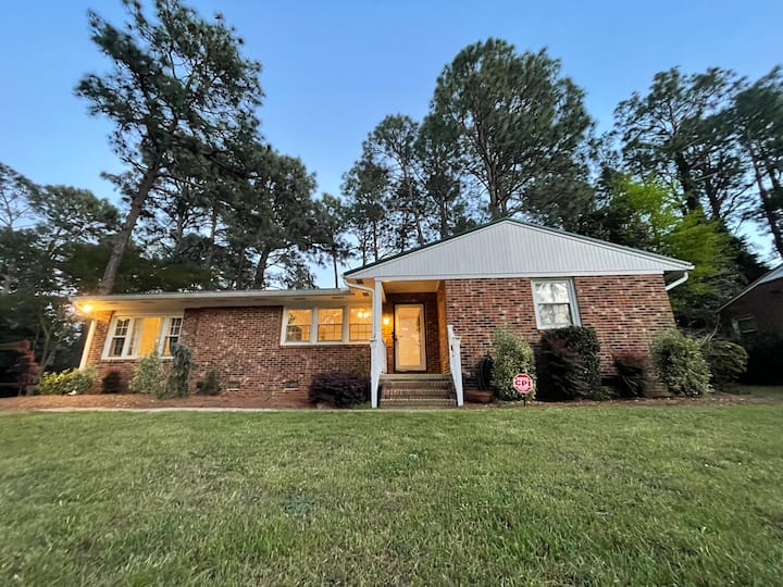 Walk To Downtown Southern Pines - Southern Pines, NC