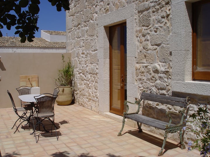Casa Del Carrubo - Relais Parco Cavalonga - Vittoria